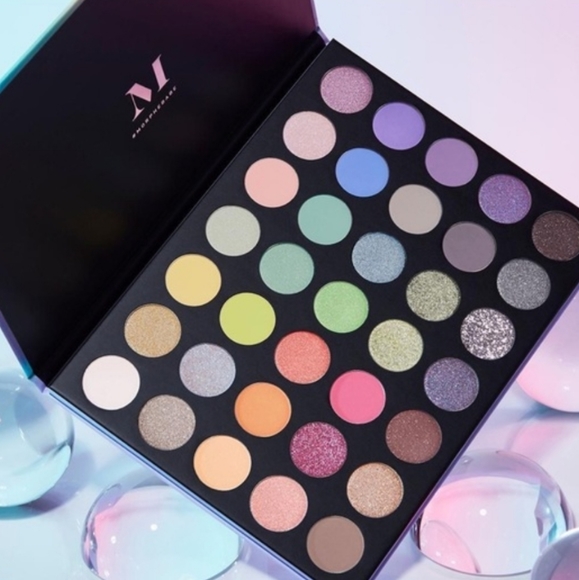 Morphe | Makeup | Morphe 35i Icy Fantasy Eyeshadow Palette | Poshmark